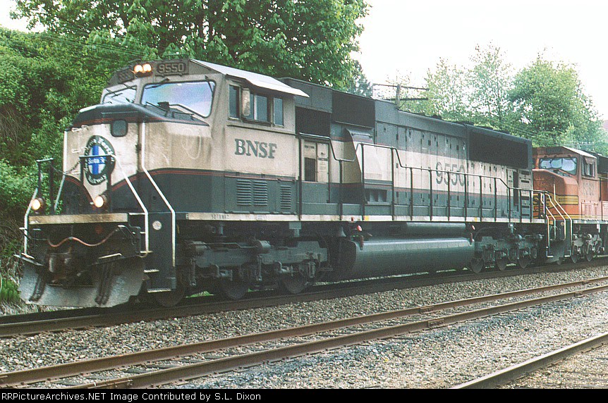 BNSF 9550
